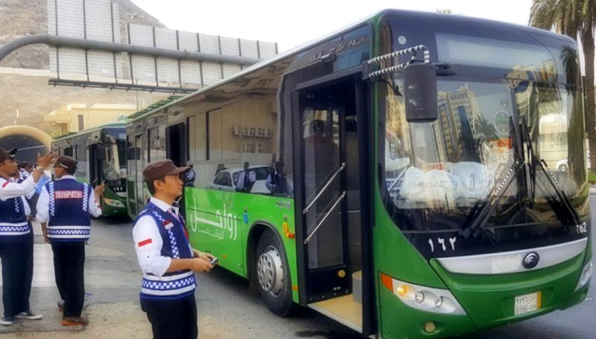 Indonesia Made Buses Fascinate Saudi Arabia for Hajj Transportation ...