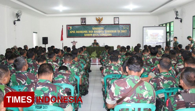 Jelang Tahun Politik, Dandim Lumajang Ingatkan Netralitas TNI - TIMES ...