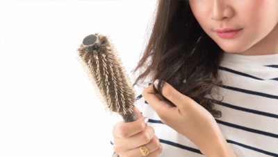 Kekurangan Vitamin D Sebabkan Rambut Rontok? Yuk Intip Penjelasannya ...