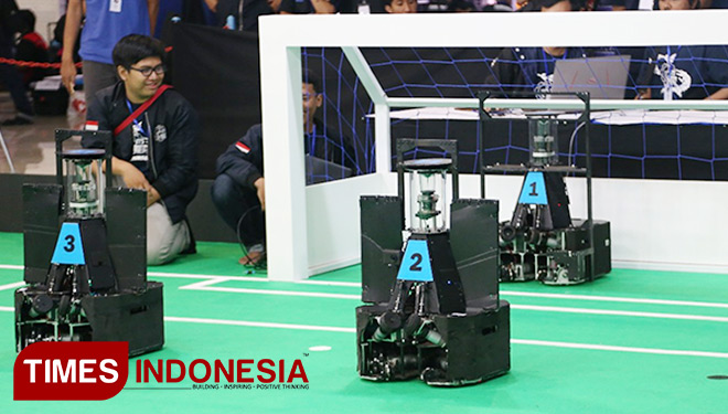 92 Tim Adu Kreatifitas dalam Kontes Robot Indonesia Regional V - TIMES ...