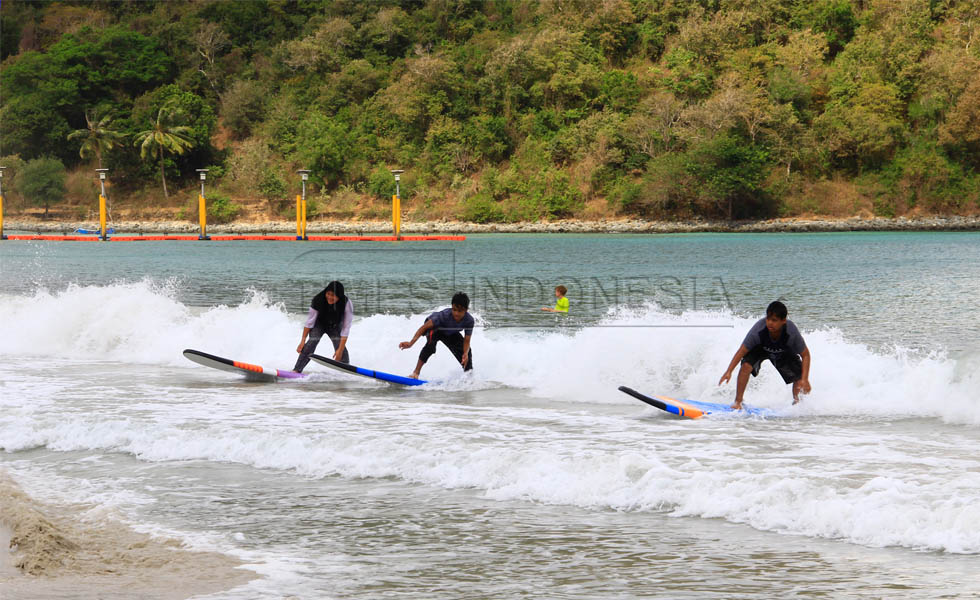 Pantai Berpasir Putih, Surga Tersembunyi Wisata Pulau Lombok - TIMES ...