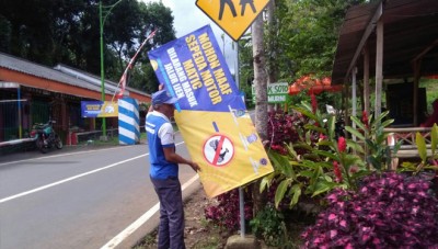 Dishub Banyuwangi Klarifikasi Soal Spanduk yang Melarang Motor Matic ke ...