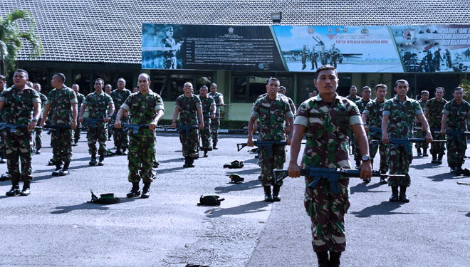 Senam Senjata Hingga Latihan PBB, Menghiasi Minggu Militer di Korem 084 ...