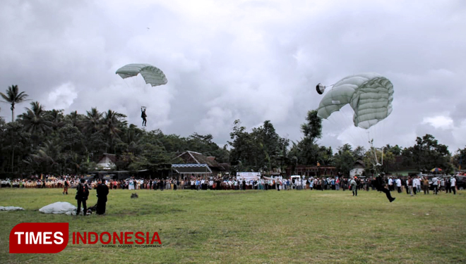 Sosialisasi Road Safety Festival Anti Mainstream, TNI-Polri Sinergi ...