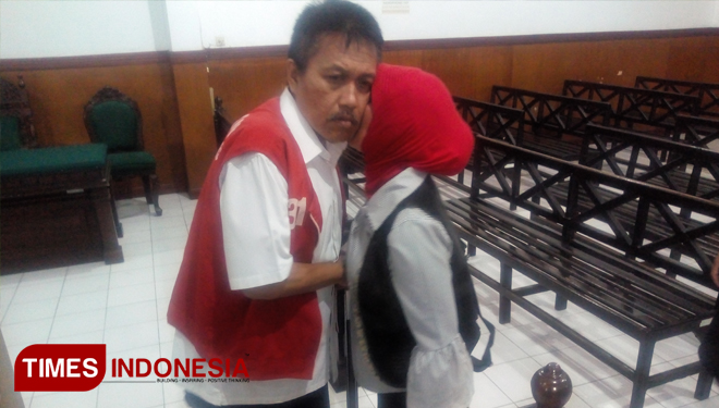 Christea Frisdiantara Ketua PPLP PT PGRI Unikama Divonis Percobaan ...