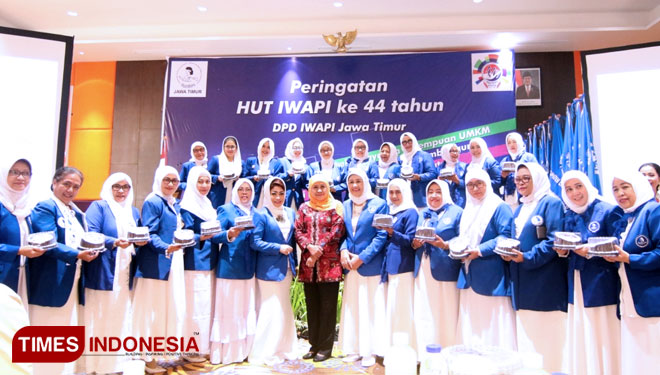 Gubernur Jatim Ajak IWAPI untuk Turunkan Angka Kemiskinan - TIMES Indonesia