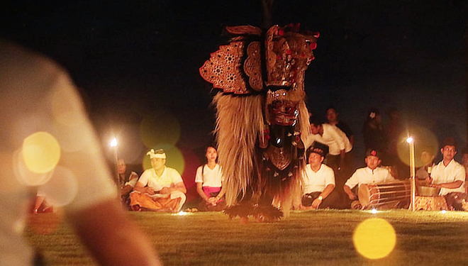 Tari Barong Ramaikan Earth Hour 2019 di Wyndham Tamansari Jivva Resort ...