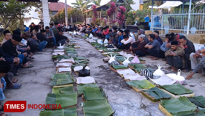 Warga Bulukerto Lestarikan Kenduri Encek saat Bersih Desa - TIMES Indonesia