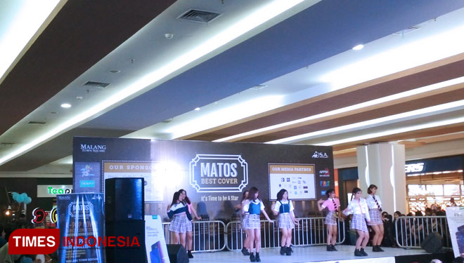 Matos Best Cover Sukses Hibur Pengunjung - TIMES Indonesia