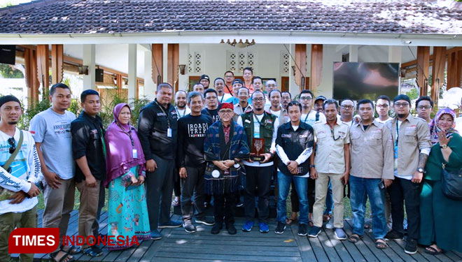 Giliran Penggemar Ford Se-Indonesia Serbu Banyuwangi - TIMES Indonesia Giliran Penggemar Ford Se-Indonesia Serbu Banyuwangi - TIMES Indonesia