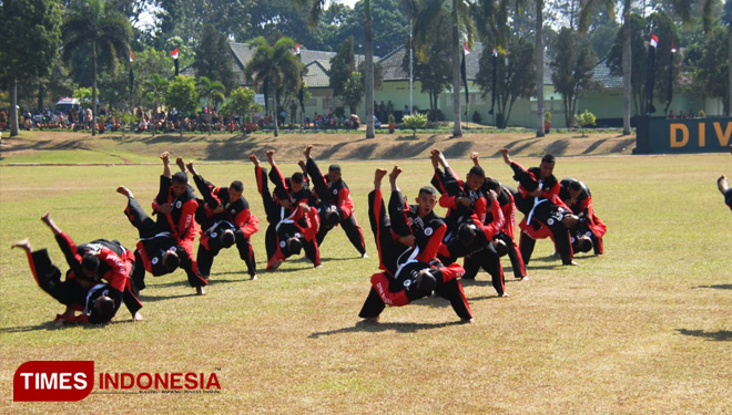 Sertijab Tiga Komandan Kesatuan Digelar di Divisi Infanteri 2 Kostrad ...