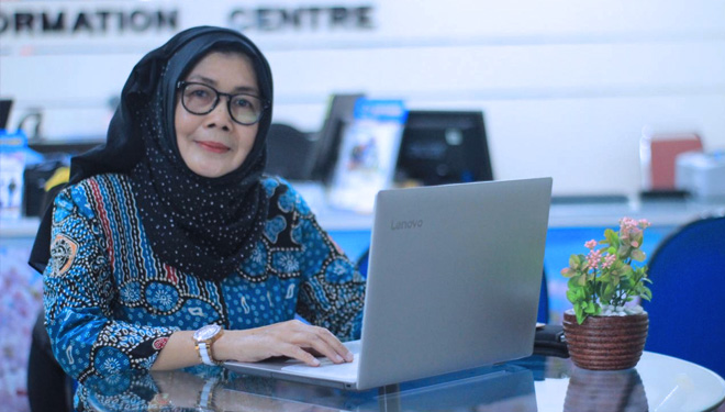 Lolos Program Same, Dosen Unitomo Lakukan Penelitian ke Barcelona ...