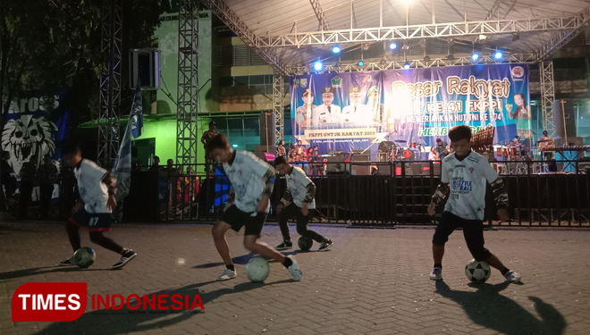 Free Style Arema Muda Buka Pasar Rakyat HUT ke-41 FKPPI di Kota Malang ...