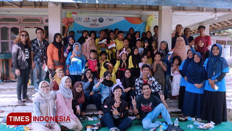 Salut, Sahabat Rengganis dan ACT Jember Semangati Anak-Anak Penyandang ...