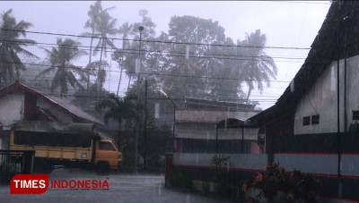 Masuki Musim Hujan, BPBD Jombang Imbau Warga Waspada - TIMES Indonesia