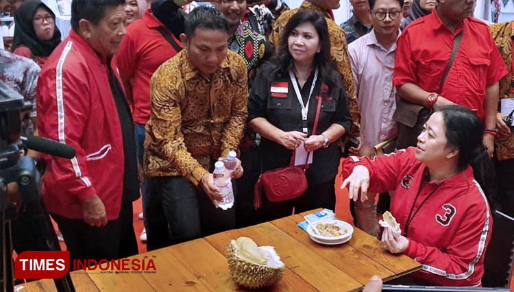 Pameran Rempah Di Arena Rakernas Pdi Perjuangan Puan Maharani Belah