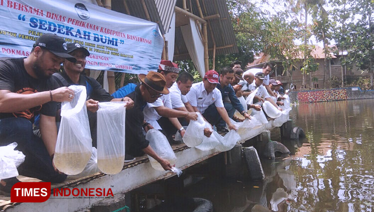100 Ribu Ikan Dilepas di Waduk Lecari - TIMES Indonesia