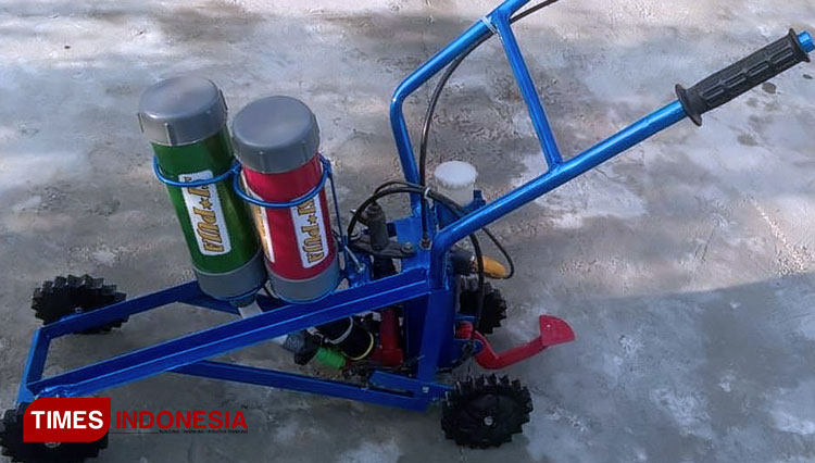 Inovatif, Petani di Lamongan Ciptakan Gejik 3 in 1 yang Diberi Nama Si ...