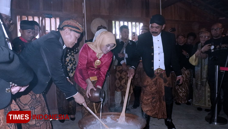 Festival Jenang 2020 di Solo Dimeriahkan Kirab Budaya - TIMES Indonesia