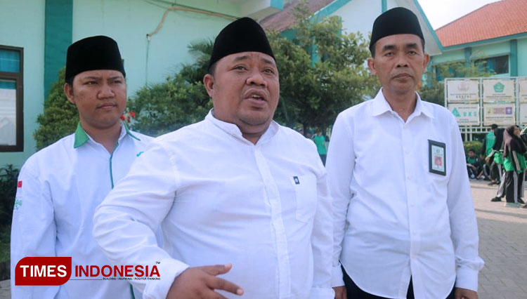 Shalawat An Nahdliyah Sambut Kirab Koin Muktamar NU di MAN Surabaya ...