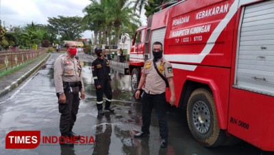 Cegah Covid-19, UPT Damkar Kuningan Telah Semprot 800.000 Liter ...