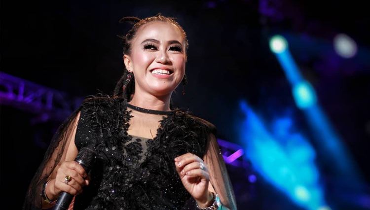 Diana Sastra: Pandemi Covid-19 Duka Bersama, Sikapi dengan Bijak ...