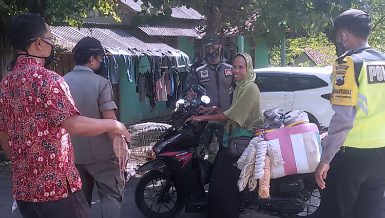 Kesadaran Pakai Masker Masih Rendah, 22 Warga Terjaring Razia - TIMES Indonesia