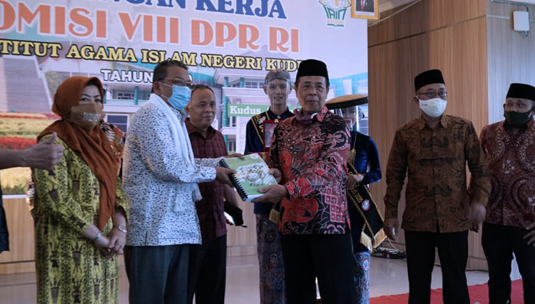Komisi VIII DPR RI Akan Support Alih Status IAIN Kudus Menjadi UIN Sunan Kudus - TIMES Indonesia