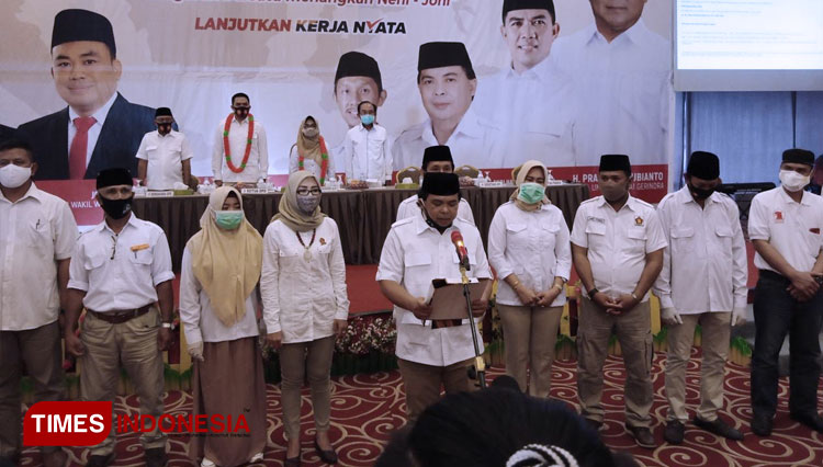 Gelar Deklarasi, Gerindra Mantapkan Dukungan pada Neni-Joni di Pilkada ... Gelar Deklarasi, Gerindra Mantapkan Dukungan pada Neni-Joni di Pilkada ...