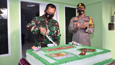 Kejutan Wakapolda Sulteng kepada Danrem 132 Tadulako di HUT ke-75 TNI - TIMES Indonesia