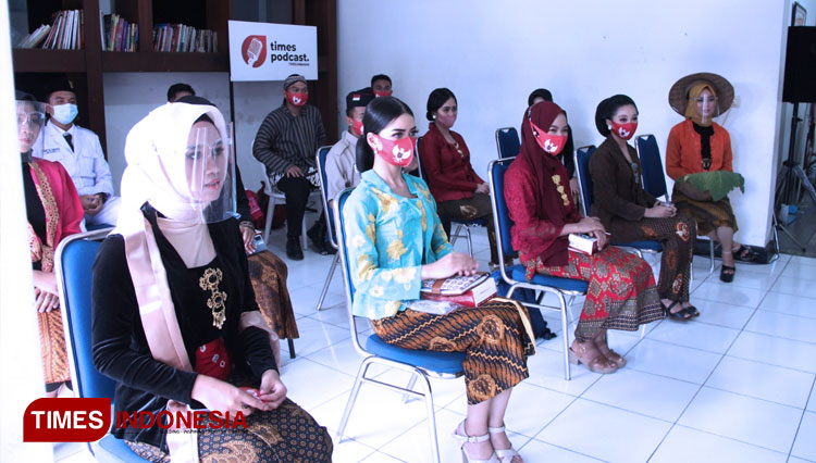 Doktor Refak University Tripoli Libya Jelaskan Persamaan Nilai ...