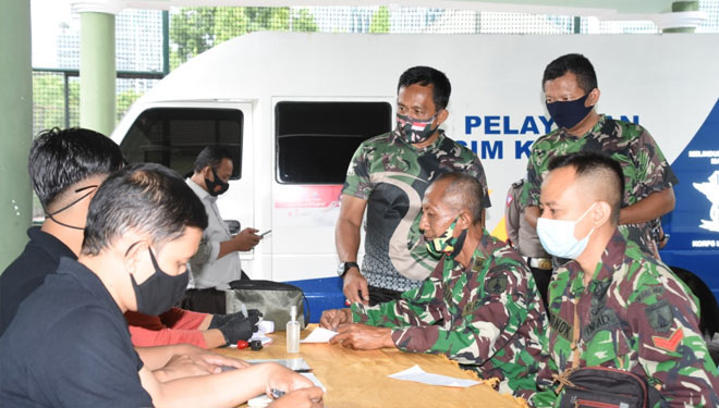 HUT ke-75 TNI AD, Pomda V Brawijaya dan Polrestabes Surabaya Gelar SIM ...