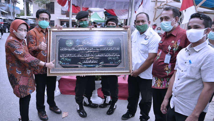 Menteri Desa Beri Bantuan Modal Sejumlah BUMDes di Kota Ambon - TIMES ...