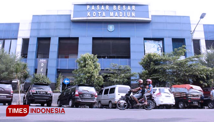 Pedagang Pasar Besar Madiun Lega Harga Cabai Turun - TIMES Indonesia