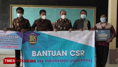 BPR BKK Purwokerto Berikan Bantuan untuk Korban Longsor di Desa Ledug ...