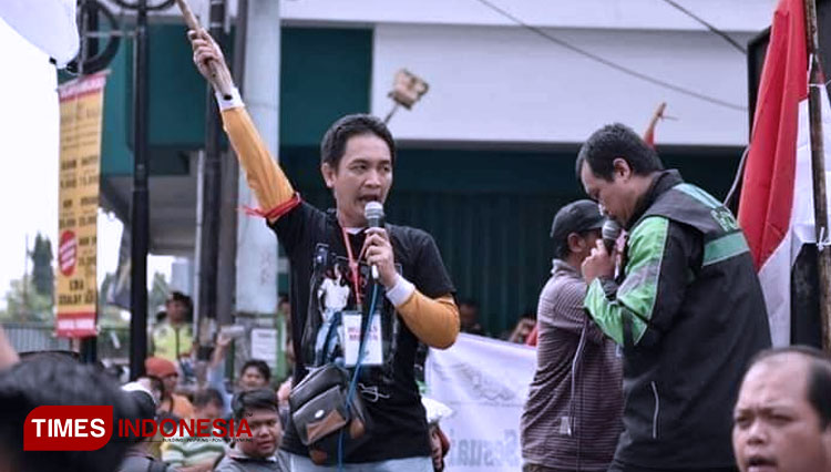 Driver Online Masuk Prioritas Penerima Vaksin Tahap Kedua - TIMES Indonesia