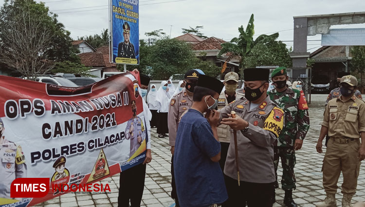 Kapolres Cilacap Launching Ponpes Tangguh Siaga Candi 2021 - TIMES ...