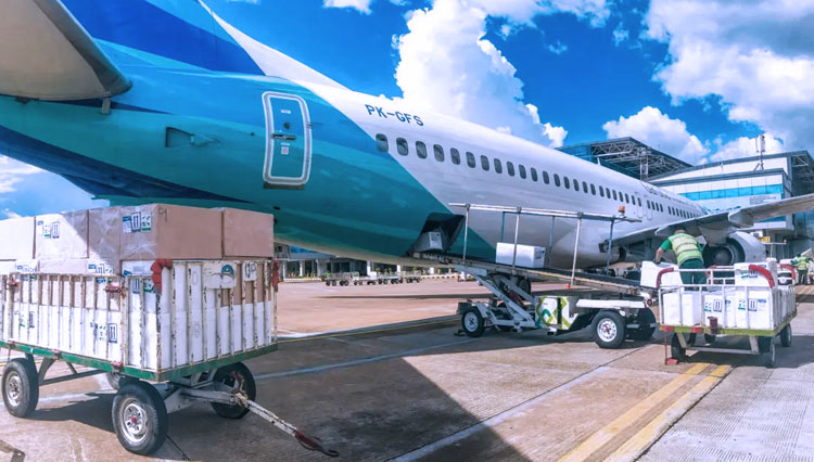 Sejumlah Maskapai Penerbangan Hentikan Kargo Smartphone Vivo, Ada Apa ...