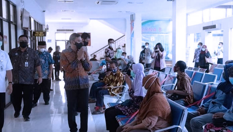 Hari Pertama Kerja, Bupati Pacitan Indrata Nur Bayuaji Sidak RSUD dr ...