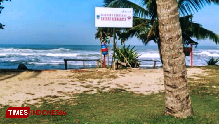 Area Berbahaya di Objek Wisata Pangandaran Dipasang Rambu Keselamatan ...