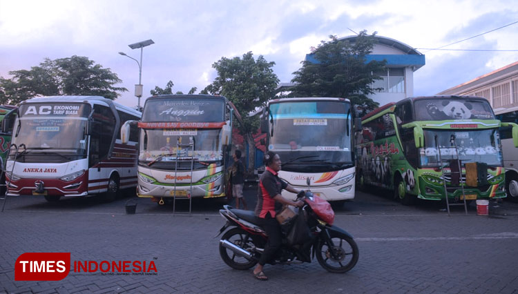 H+7 Lebaran, Terminal Purabaya Surabaya Mulai Bergeliat - TIMES Indonesia