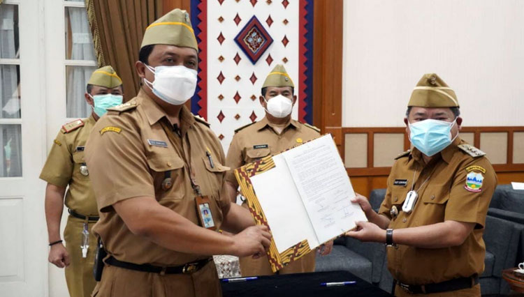 Bupati Garut Lantik 60 Pejabat Administratif - TIMES Indonesia Bupati Garut Lantik 60 Pejabat Administratif - TIMES Indonesia
