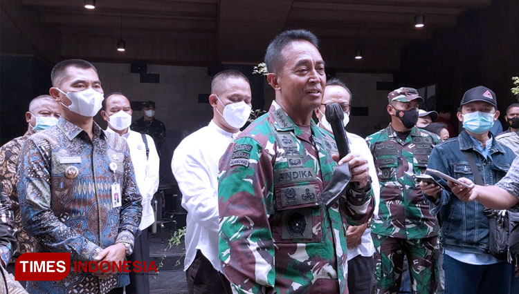 KSAD Terima Sertifikat Tanah Urut Sewu Kebumen Seluas 110 Hektare dari ... KSAD Terima Sertifikat Tanah Urut Sewu Kebumen Seluas 110 Hektare dari ...
