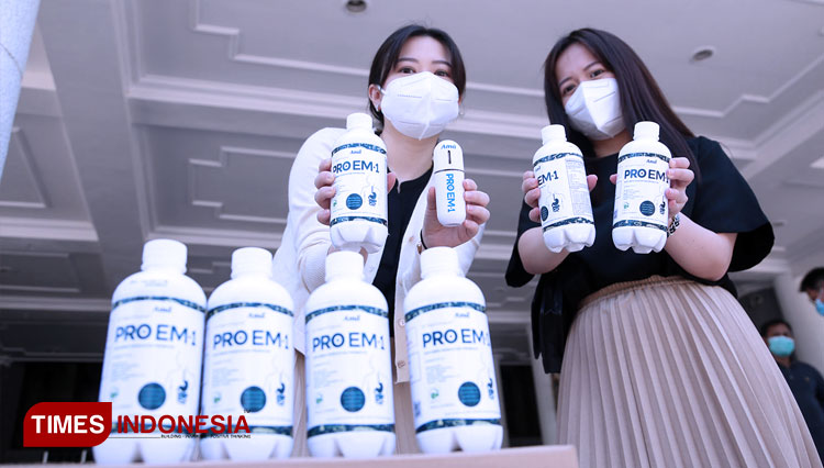 PRO EM-1 Terus Berbagi, Kota Surabaya Dapat 1001 Botol Probiotik ...