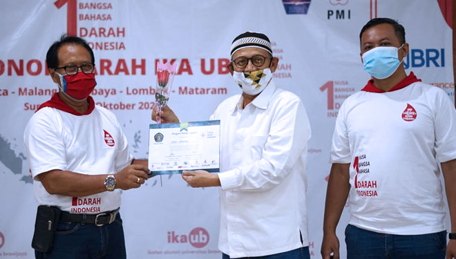 Donor Darah IKA UB Jadi Donor Darah Ke-100 Hero Samudra - TIMES Indonesia