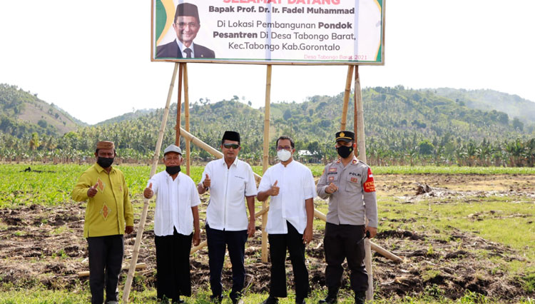 Fadel Muhammad Puji Pembangunan Pesantren Cahaya Madani Gorontalo ...