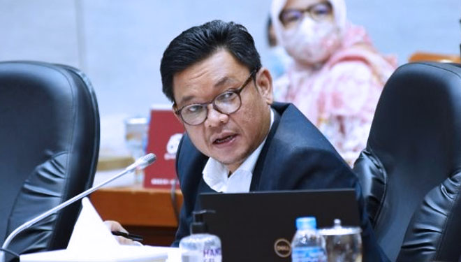 Salurkan Bantuan di Bandung, Ace Hasan Syadzily Luruskan Informasi ...