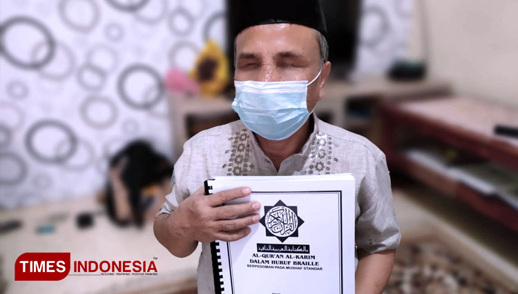 Paguyuban Jumat Berkah Umma Tasikmalaya Wakafkan Al Quran Braille ...