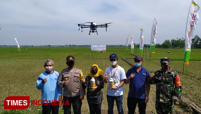 Pupuk Indonesia Kenalkan Pupuk Cair Organik dan Pengaplikasian Drone di ...
