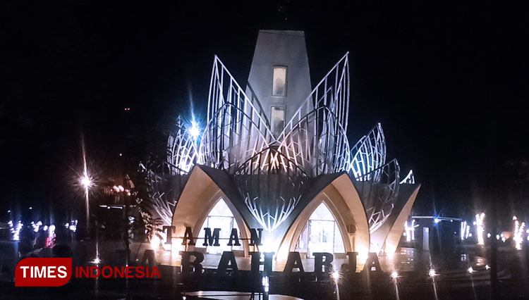 Keren Abis, Masjid Raharja Khoirul Ummah yang Futuristik dan Aesthetic ...